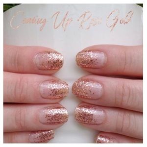 Color Street | Makeup | Color Street Dry Nail Polish Set Coming Up Rose ...